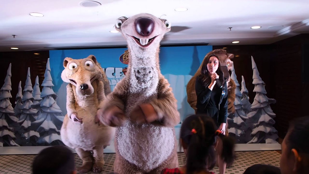 Genting Ice Age Meet and Greet - YouTube