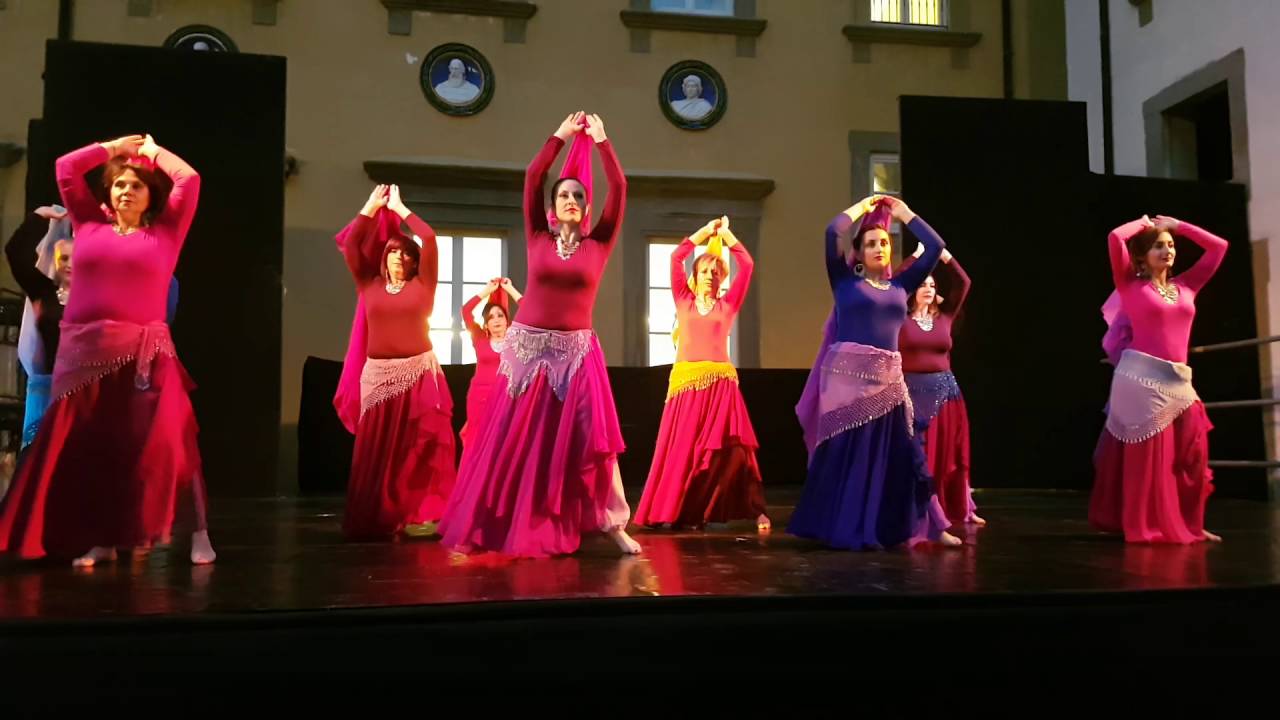 RAQS SHARQI - CLASSICO COL VELO - YouTube