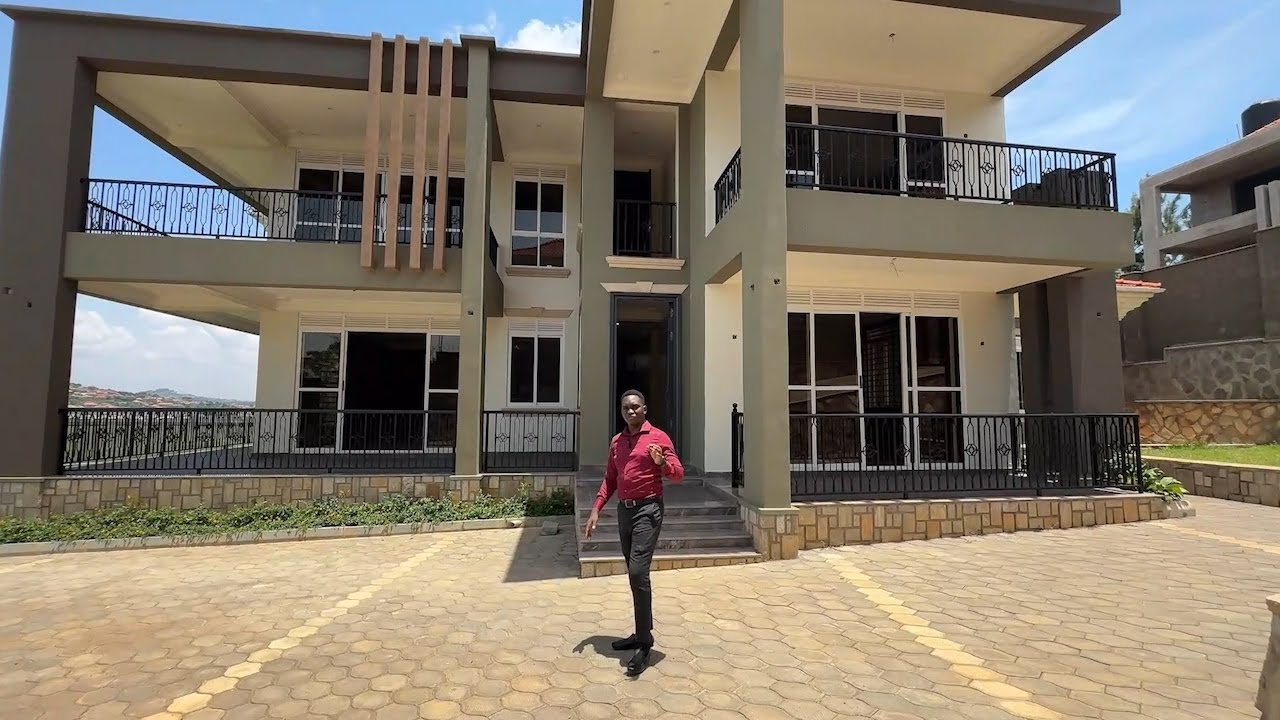 INSIDE THIS MEGA HOUSES IN (MUNYONYO) UGANDA'S RICHEST CITY. - YouTube