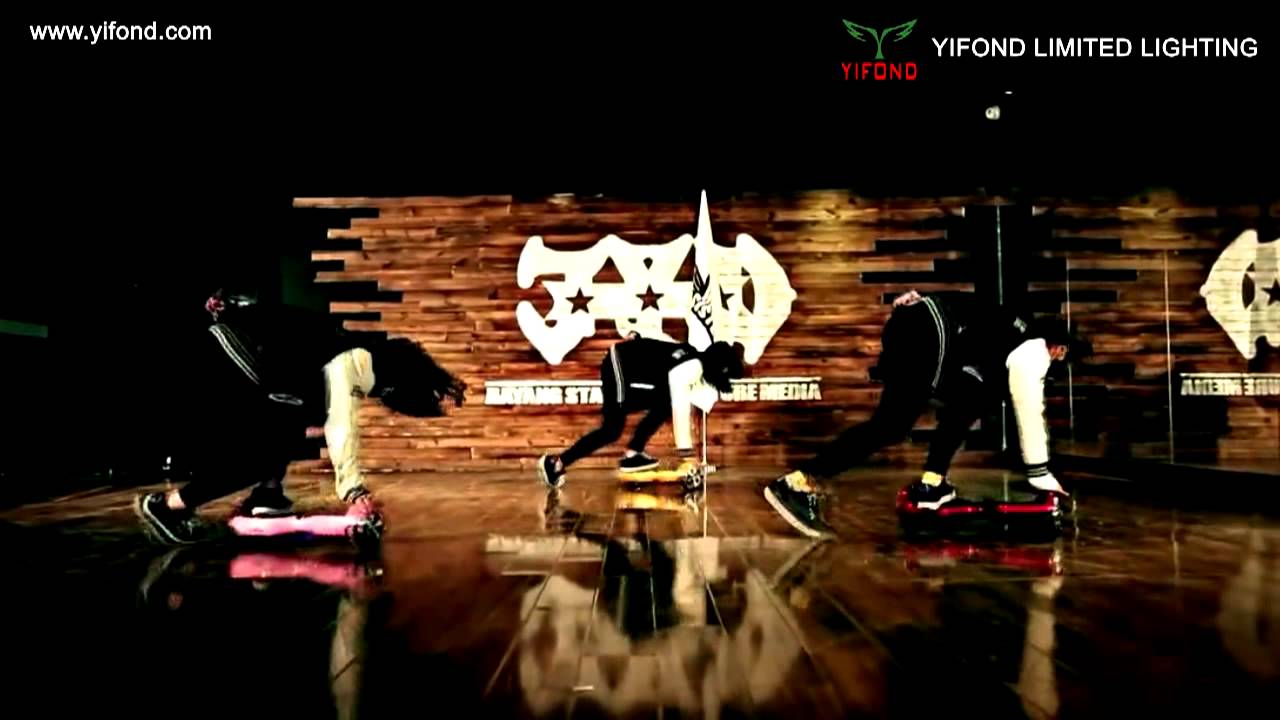how dancing it with the self balancing electric scooter？ - YouTube