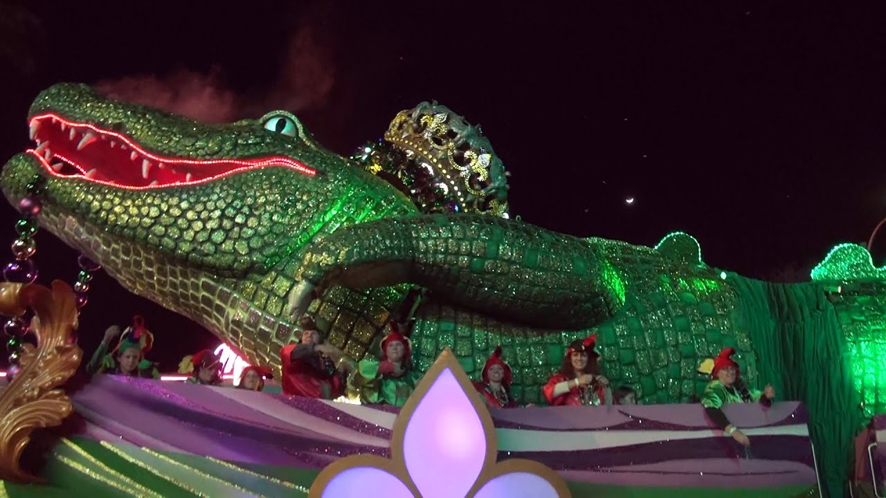 2015 Universal Studios Florida MARDI GRAS PARADE - Beads Thrown ...