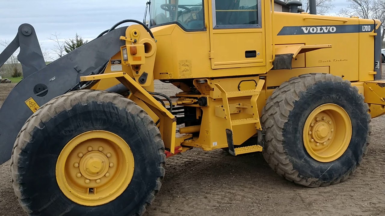 Lot 66 Volvo L70D Payloader. Hofer Loewen Farms Online Only Auction ...