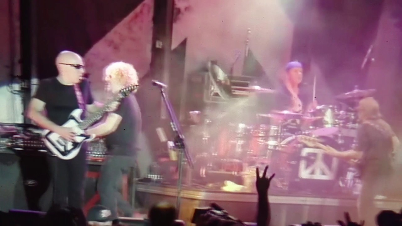 CHICKENFOOT - HIGHWAYSTAR - YouTube