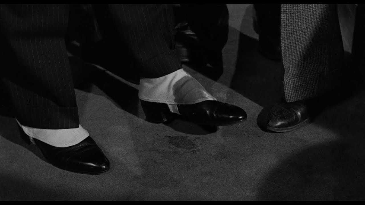 Spilled Onto the Spats | Some Like It Hot - YouTube