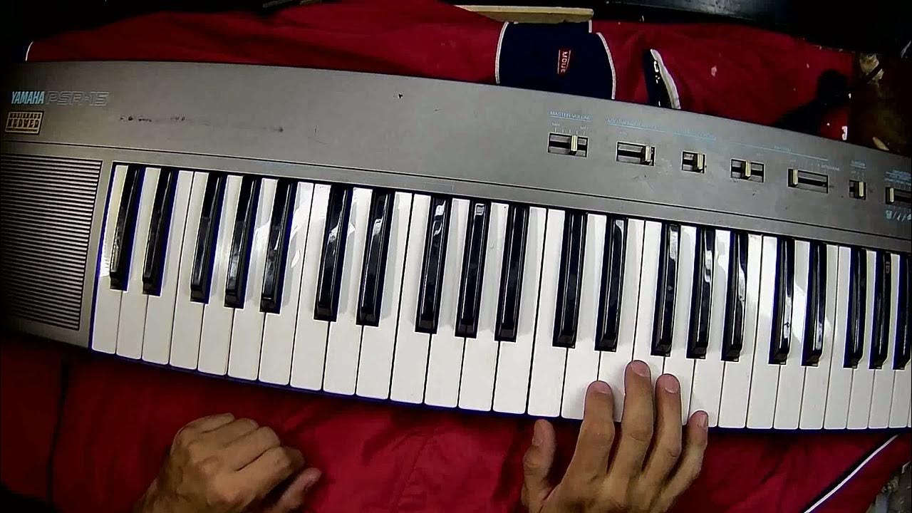 YAMAHA PSR 15 (sounds and styles) - YouTube