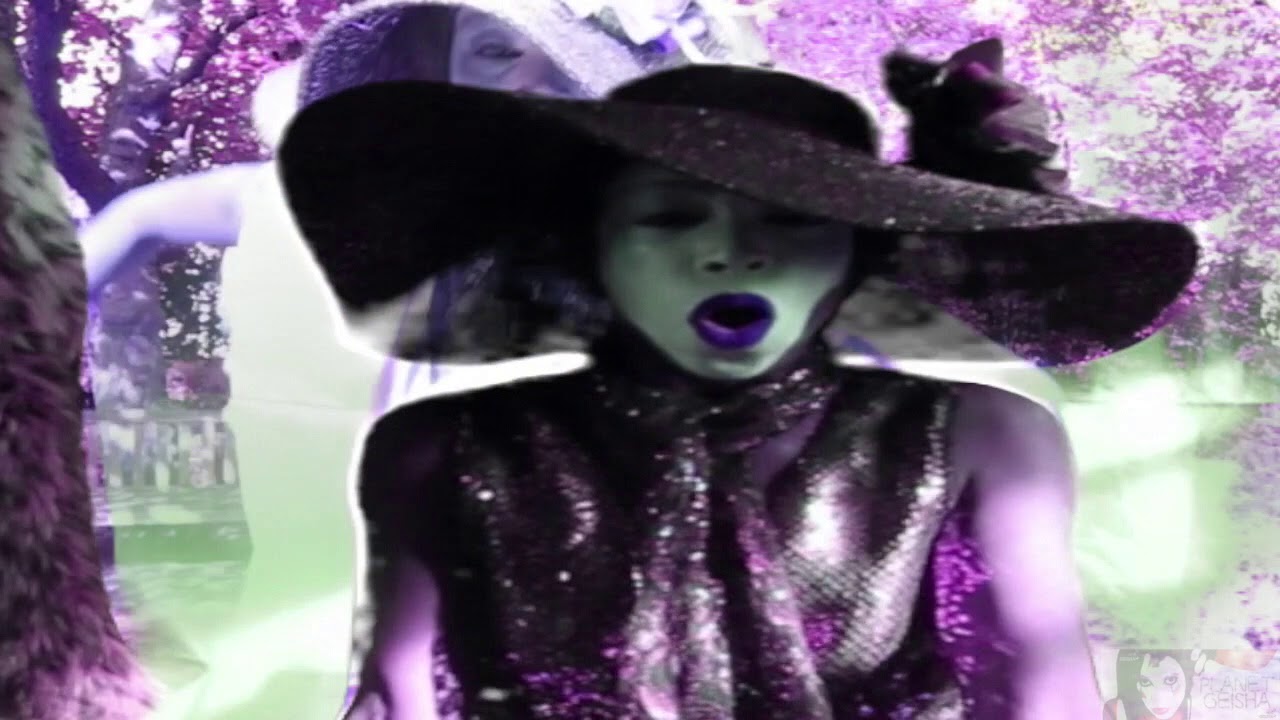 Geisha Davis - Time Space - YouTube