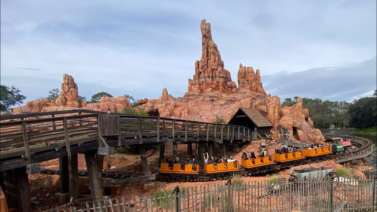 Big Thunder Mountain Railroad Full Experience 1080p POV Magic Kingdom ...