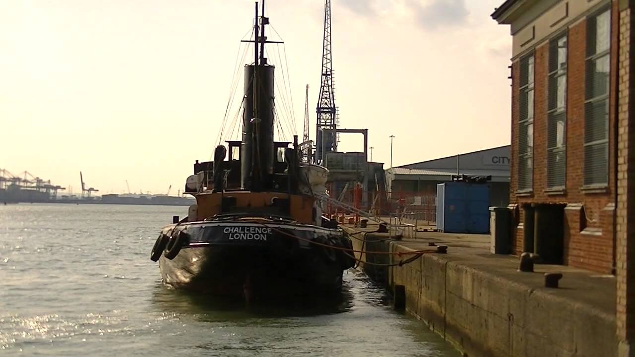 Steam Tug "Challenge" now moored at 101E, Southampton 31/05/13. - YouTube