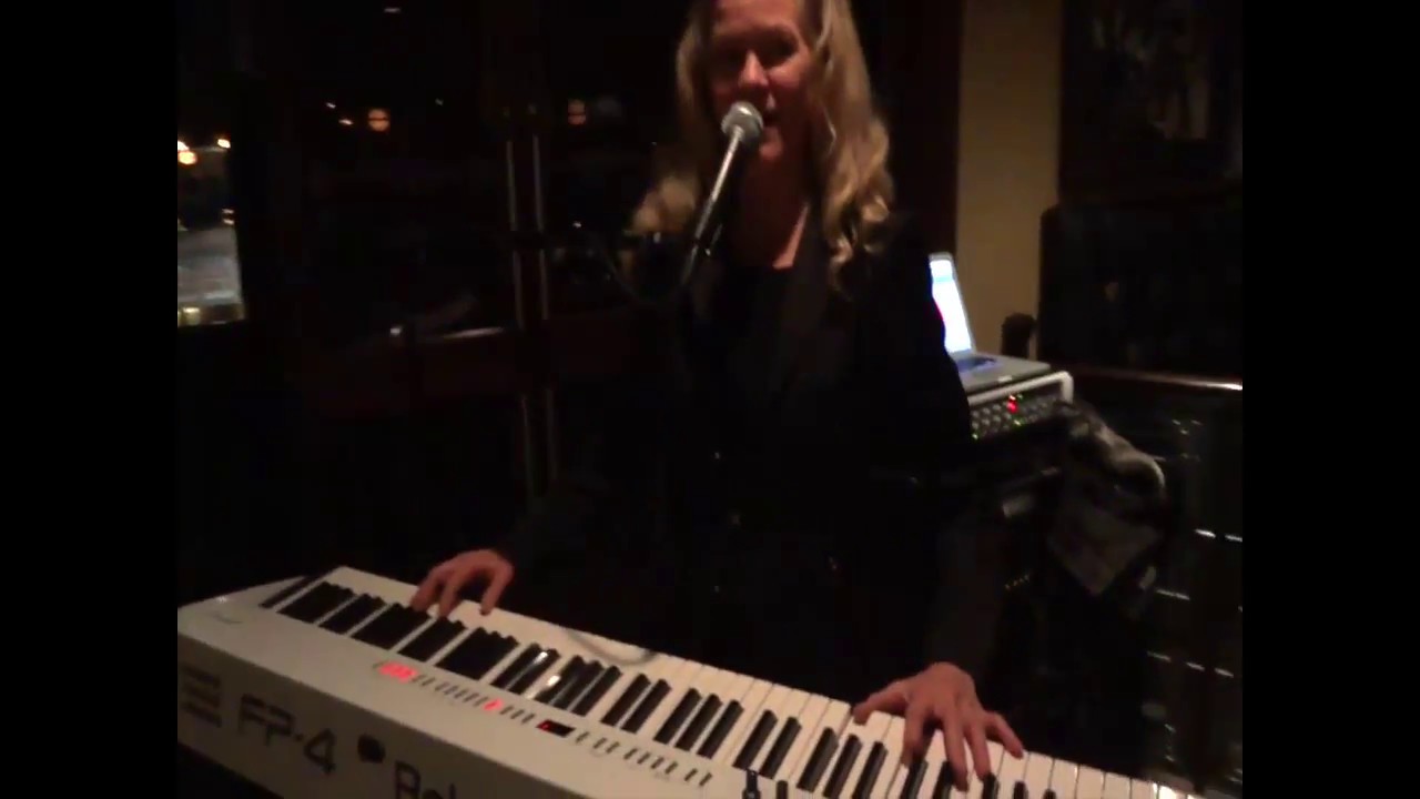 Patricia Dalgleish - Summertime - YouTube