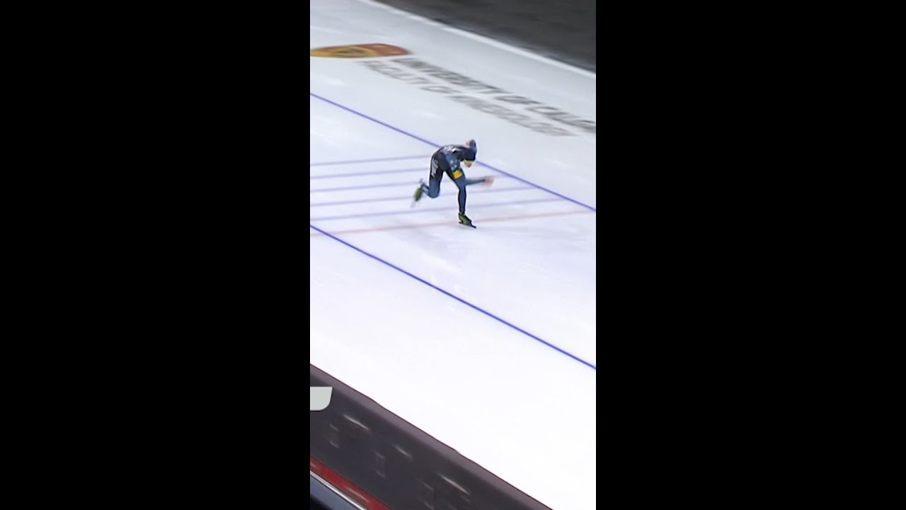 LAST LAP SPRINT - Men's 1500m - Speed Skating World Cup - Calgary - YouTube