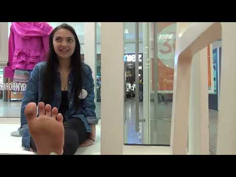 Cute Girl Foot Inspection (Very Ticklish Christina Ricci Look-Alike)