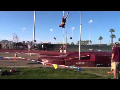 Dylan Austin pole vault 5.20 2013 baldy castillo