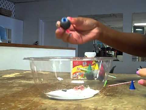 Experiment with Salt and Food coloring - YouTube
