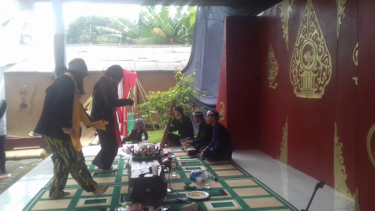 Seni Budaya Sunda Pentas Jentreng #sundabuhun #jentreng #tarawangsa ...