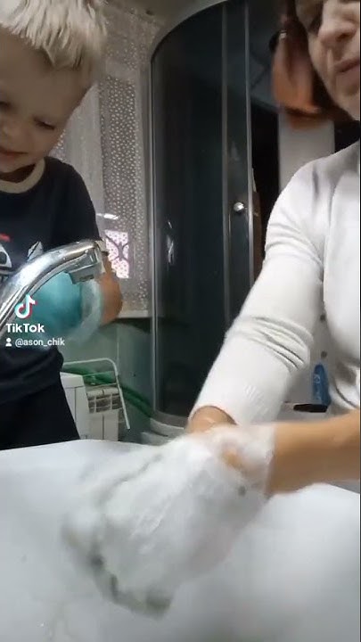 как стирать носки - YouTube