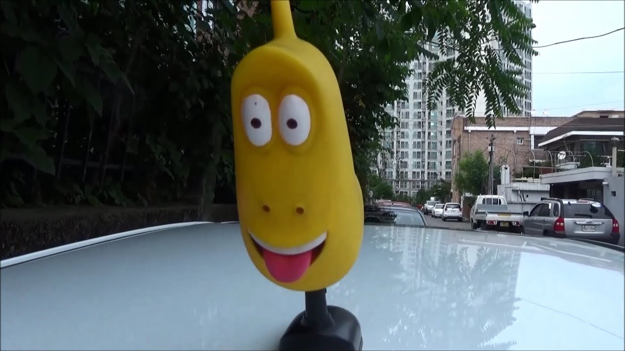 라바 자동차 위에 달린 라바 옐로우 Larva yellow on the car - YouTube