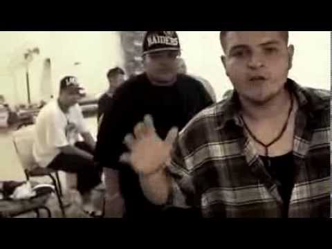 TODO O NADA UNDER SIDE 821 ft MASTADONTE Video Official 2013) - YouTube