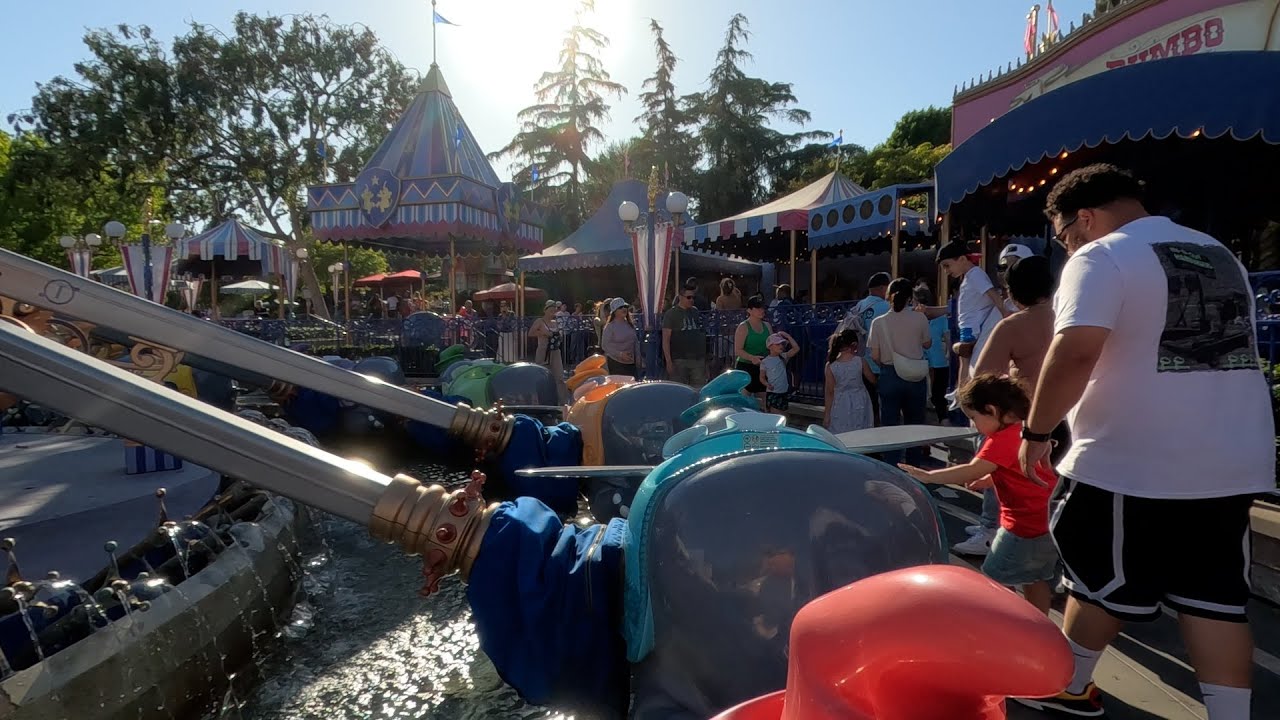 Dumbo the Flying Elephant | 27 Minute Wait | 06/21/23 | Disneyland ...