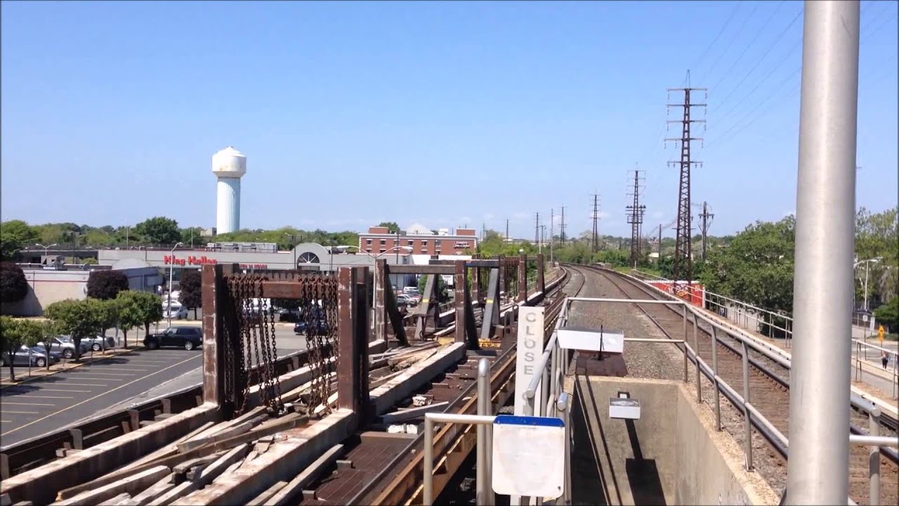 LIRR: MP15AC 158 and 161 with Great K5LA at Rockville Centre - YouTube