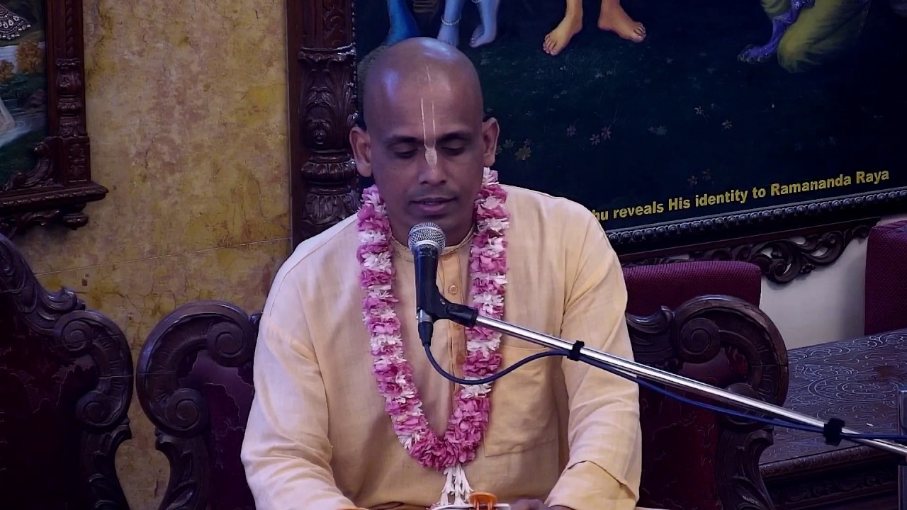 Rohini Priya Prabhu lecture on Gita Jayanti at ISKCON Chowpatty on 19th ...