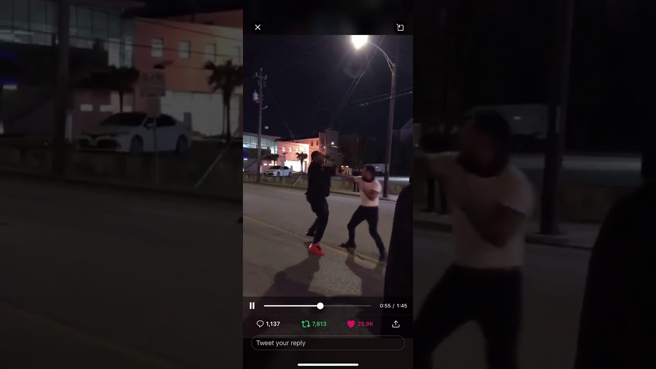 Funny Twitter fight reaction !!!! - YouTube