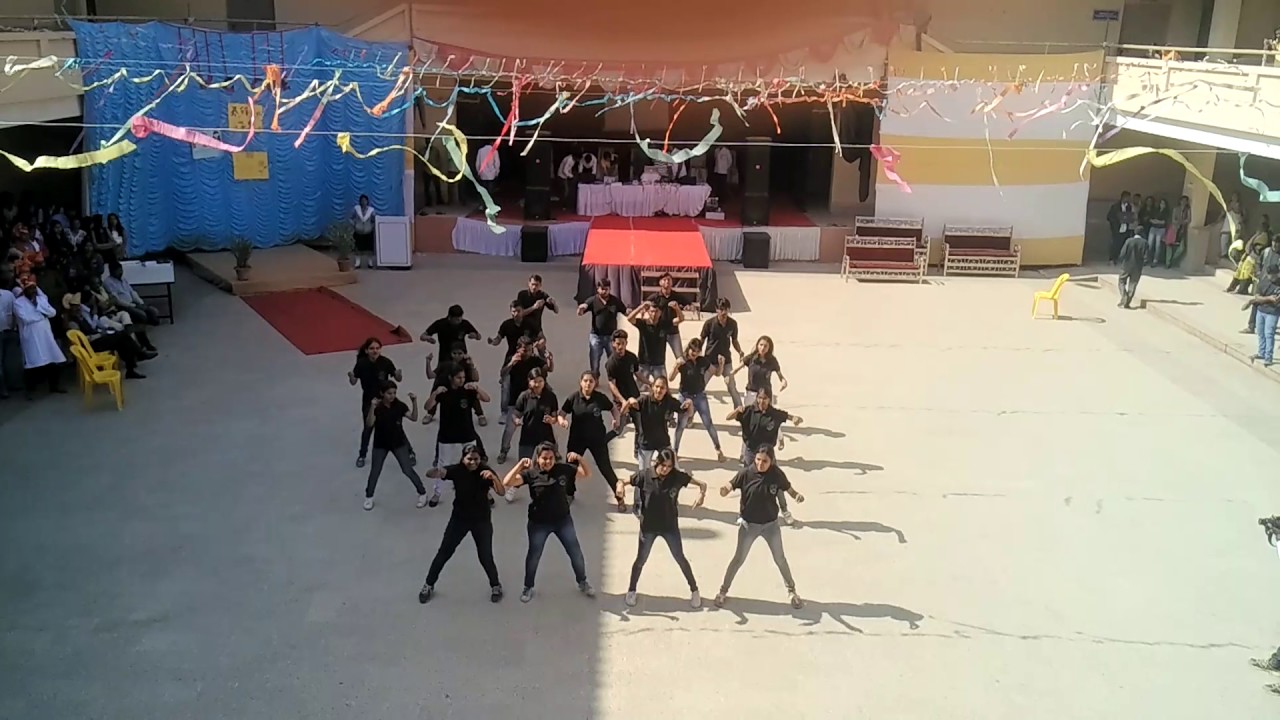 FlashMoB @pvgcoe Dedicated to Mothers @nashik - YouTube