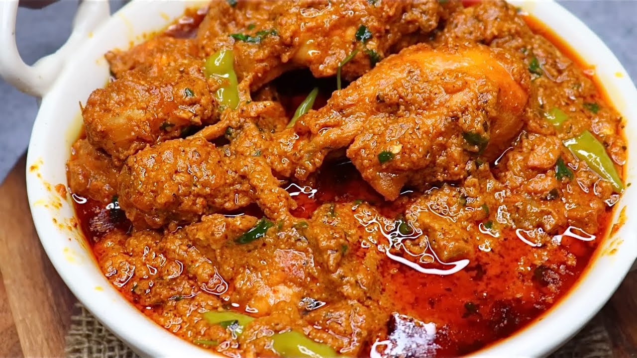 पुरानी दिल्ली की मशहूर मुगलई चिकन करी | Mughlai Chicken Curry Recipe ...