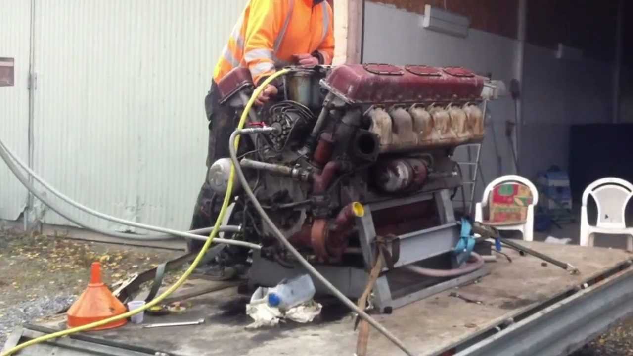 Transmash V12 - YouTube