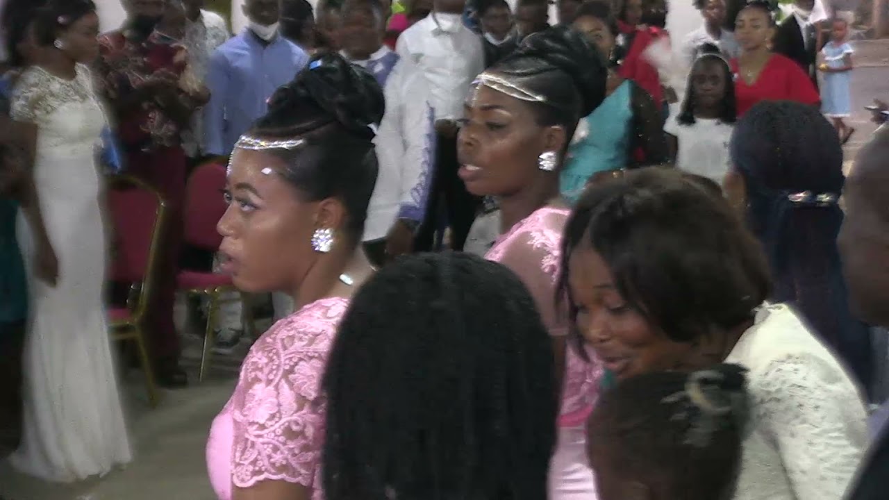 EQUATORIAL GUINEA, WEDDING ENTRANCE (MIKE KALAMABAY)----MARIAGE ÁNGEL ...