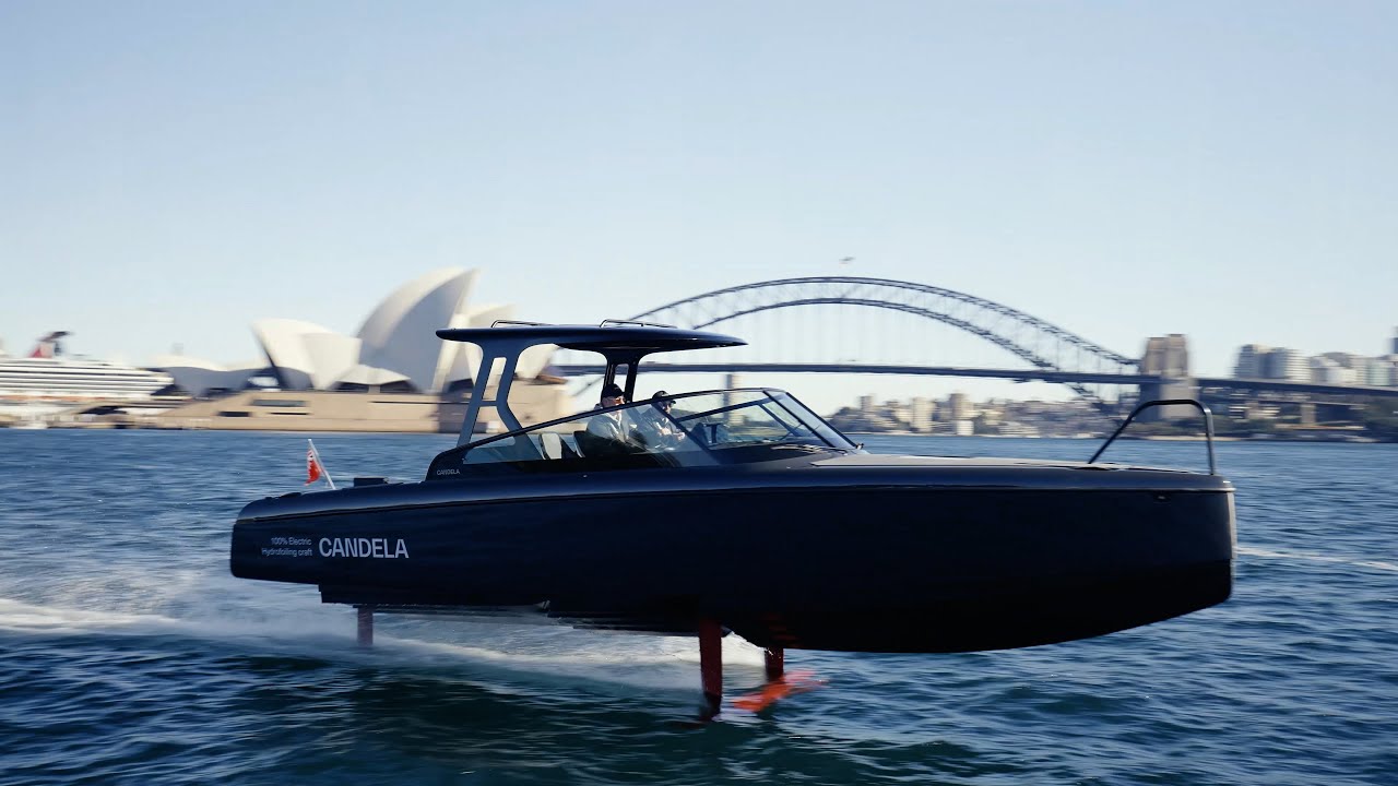 Hydro-foiling Electric Powerboat Arrives in Sydney Harbour - YouTube