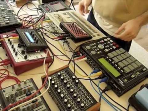 HoUsE JaM Session II // MPC + MFB 522 + TR-707 + MFB 503 - YouTube