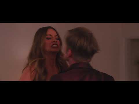 Exclusive Clip: Uma Thurman, Sofia Vergara, and Tim Roth in The Con is On