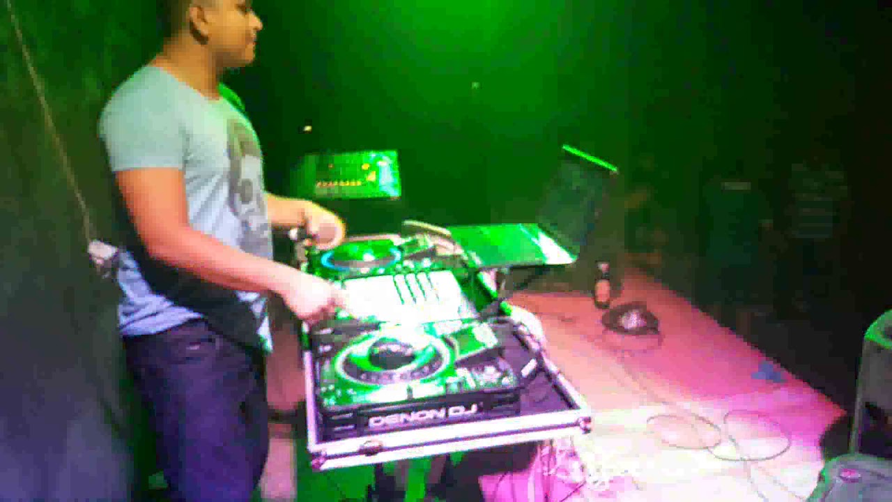Dj Daniel Pinedo live Maraã-AM - YouTube