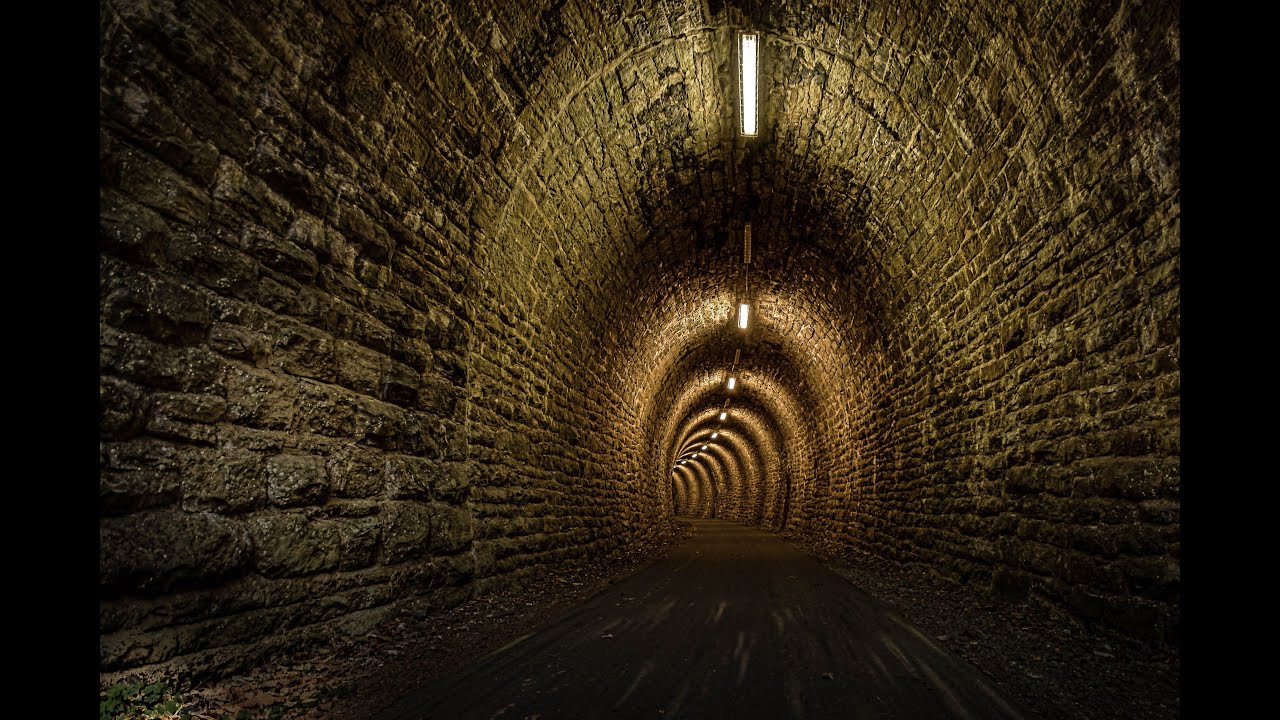 Mike Willison's Party in a Secret Tunnel (Flash Warning) - YouTube