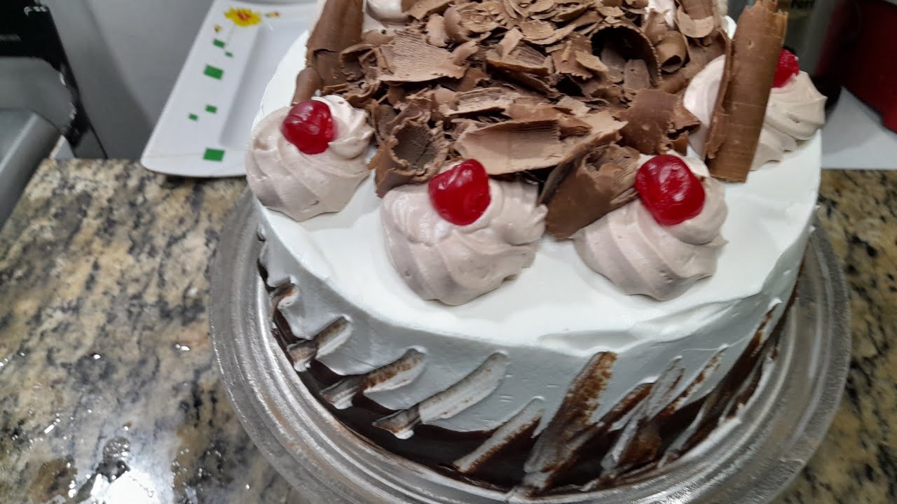 BOLO CONFEITADO PARA INICIANTES PASSO A PASSO - YouTube