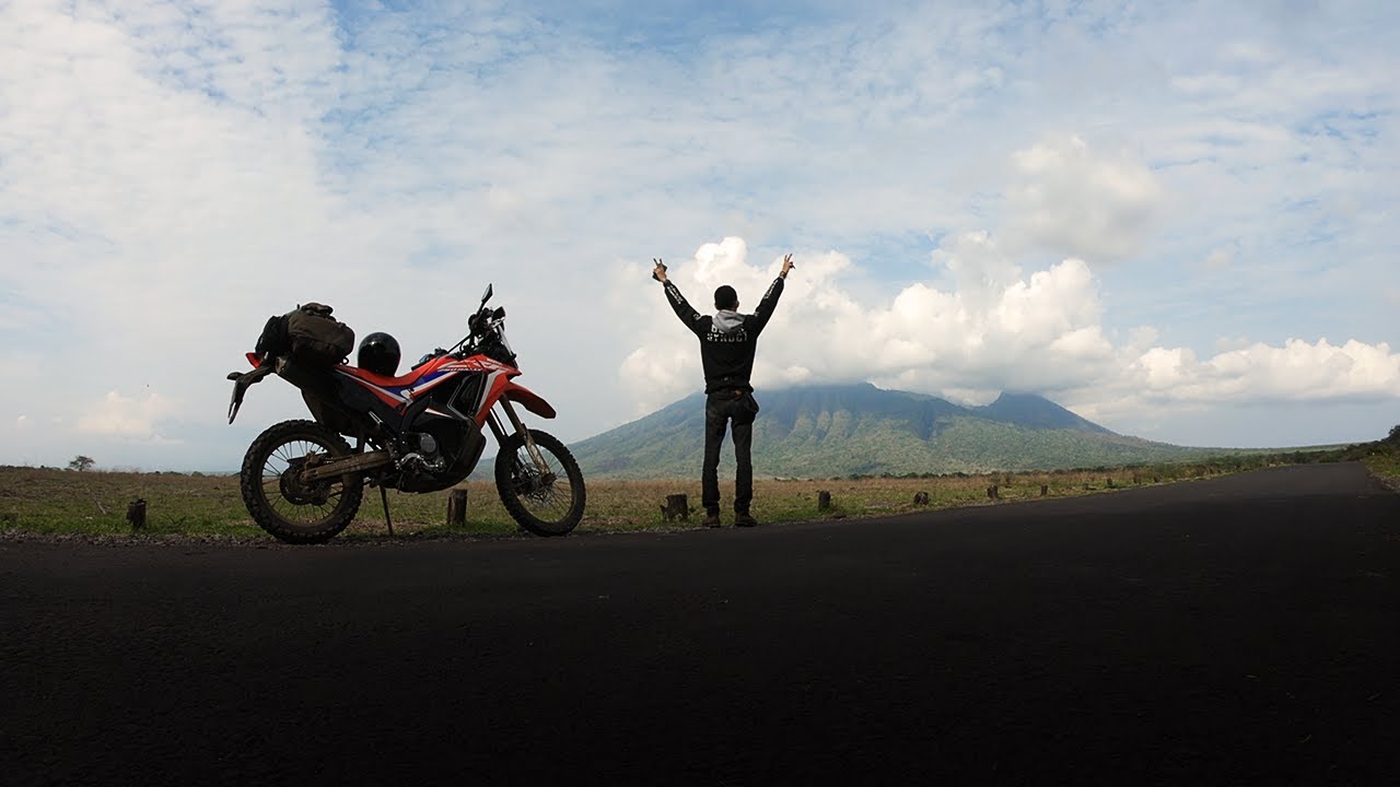 Touring dari Jakarta sampai Lombok - YouTube