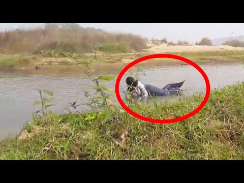 Silinmeden İzle !! Balıkçı Nehirde Öyle Bir Şey Yakaladı Ki Tüm Dünya Bu Görüntülere Odaklandı..!