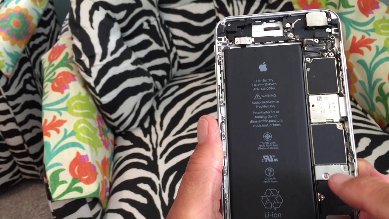 How the sim card tray works from the interior of iPhone 6S plus - YouTube