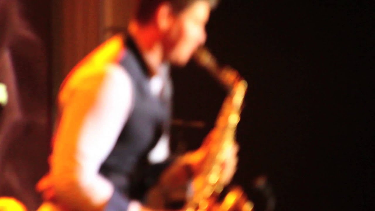 Saxophonist Michael Lington Live In Concert - YouTube