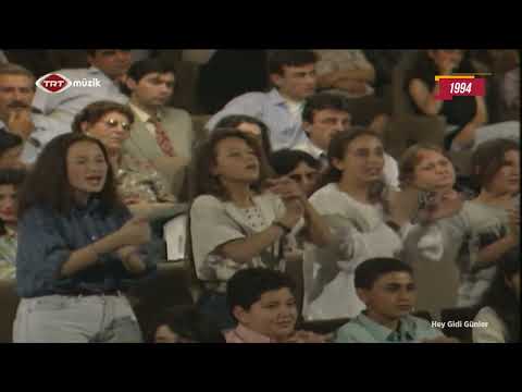 Burak Kut - Heyecanlıyım TRT Müzik Hey Gidi Günler 06.07.2020 HD 4K