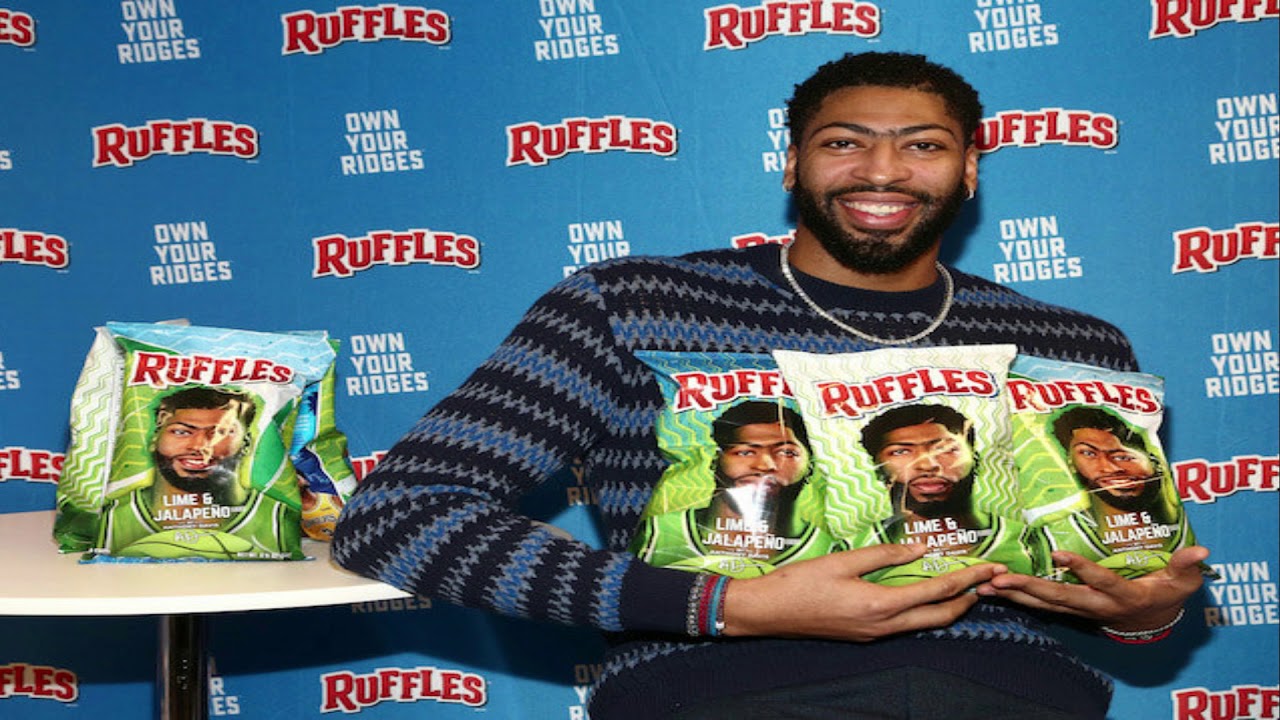 Anthony Davis appears in new Ruffles commercial - YouTube