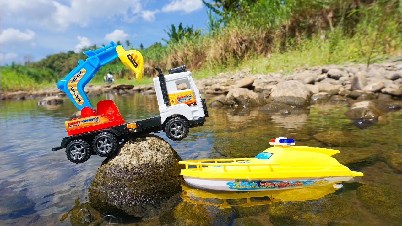 MENCARI MAINAN MOBIL ROBOT, TRUK TANGKI, MOTOR BEBEK, TRUK BEGO, PISTOL ...