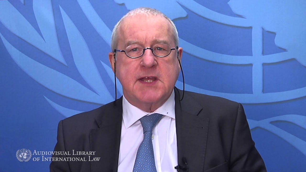 Guy Goodwin-Gill on Migrants' Rights - YouTube