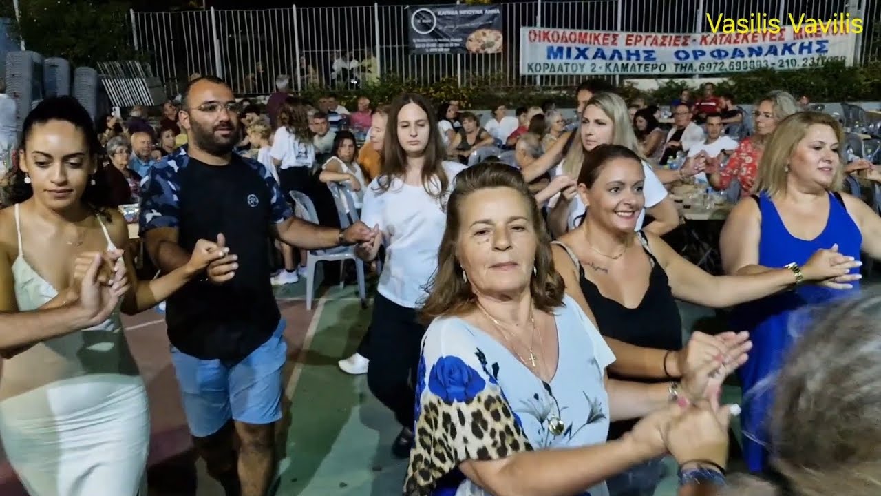 Αρκαδιανή καημένη- Γιαννούλα μου ξημέρωσε-Το βλέπεις εκεί τον πλάτανο ...