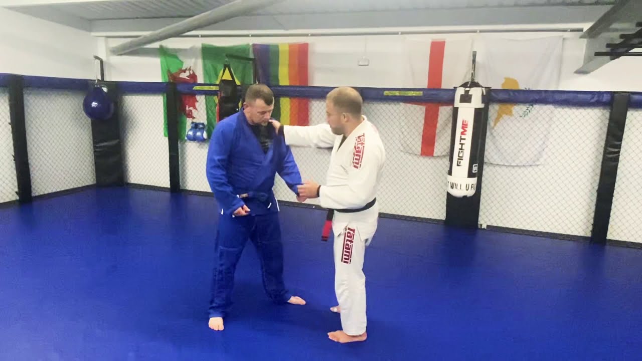 Pulling Guard BJJ - YouTube
