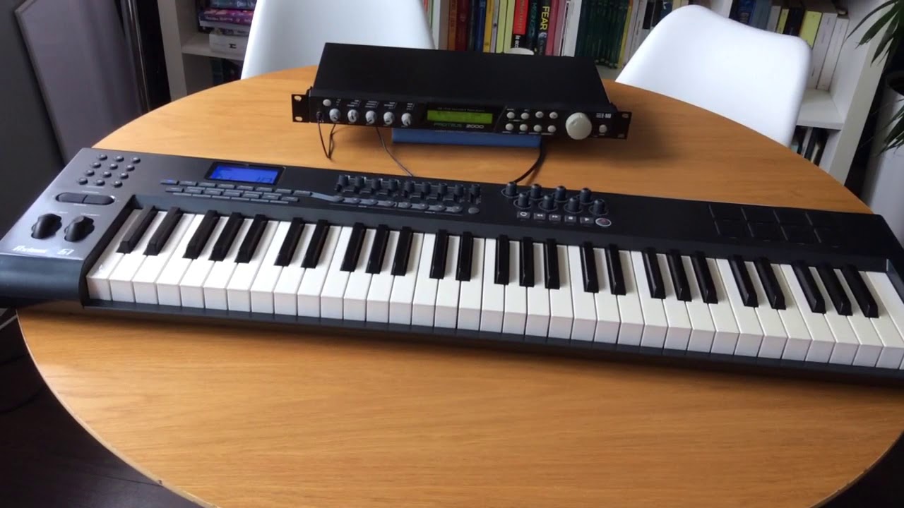 M-Audio Axiom 61 Keyboard E-MU Proteus 2000 Bristol - YouTube