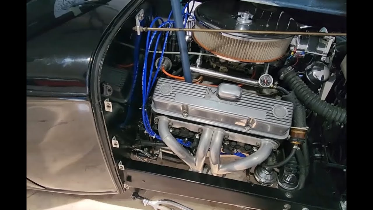 Two Old Guys '32 Ford 5 Window Coupe Fifties Hot Rod Update M1 - YouTube