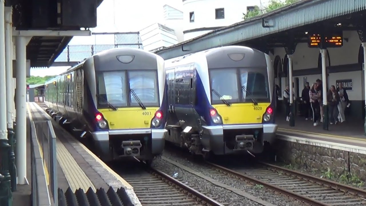 N.I.R. 4000 Class D.M.U.s at Coleraine station - YouTube