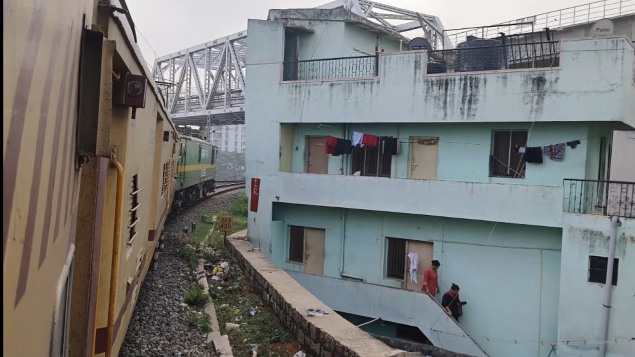 16529 || Karaikal Express || Smvt Bangaluru to Karaikal || Attractive ...