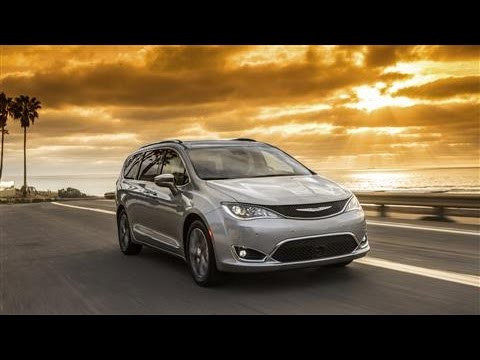 2017 Chrysler Pacifica Limited: Why Minivans Rock - YouTube